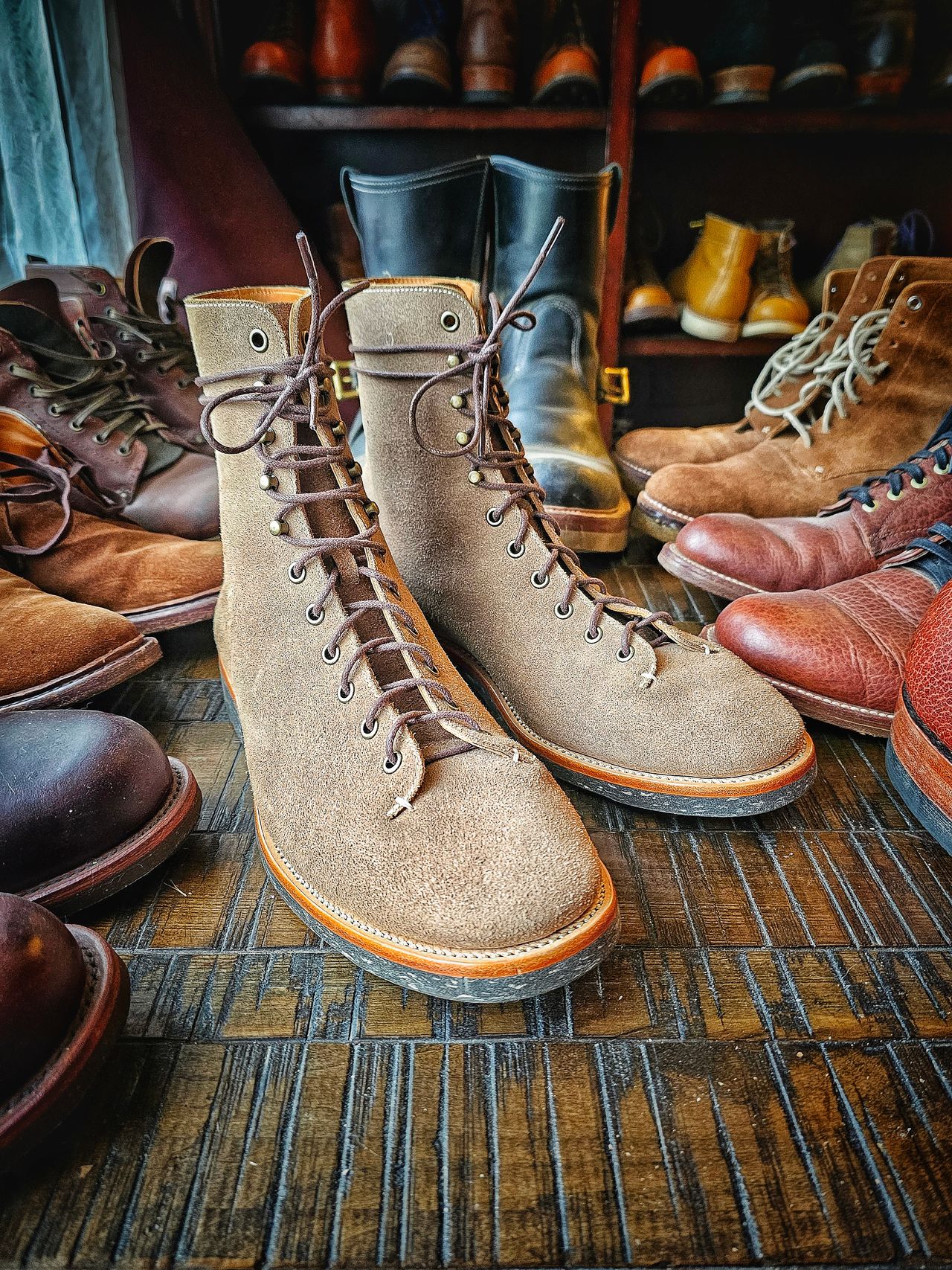 Briselblack The Buck Wholecut Lace to Toe in Horween Natural Chromexcel ...