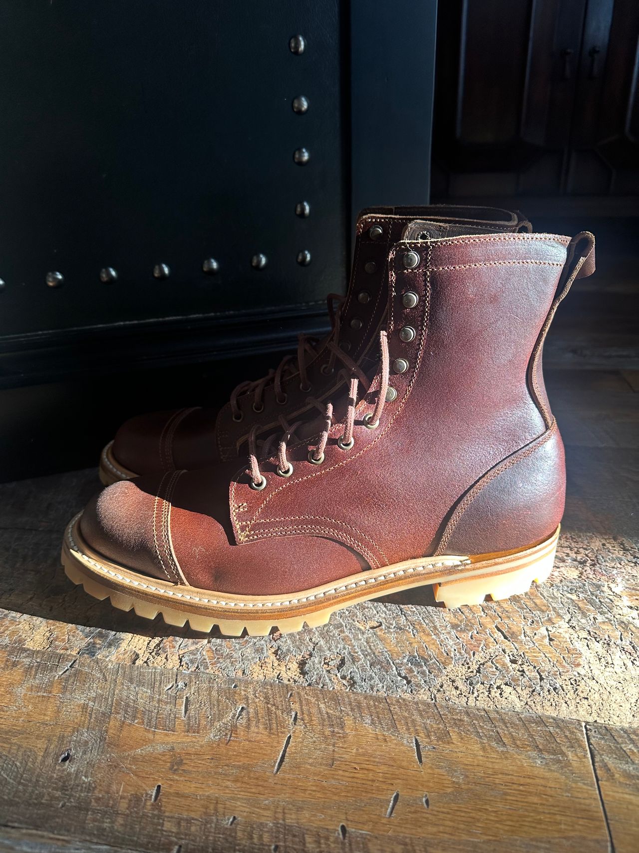 Truman Custom Model in Horween Chestnut Waxed Flesh | Patina Project