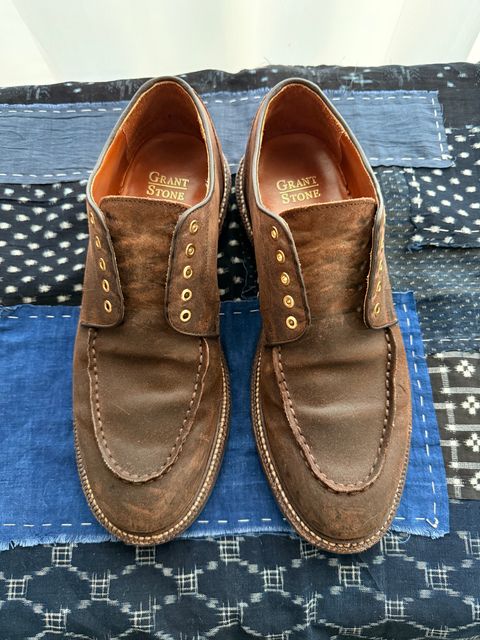Grant Stone Moc Toe Derby in C.F. Stead Tobacco Waxy Commander Suede ...