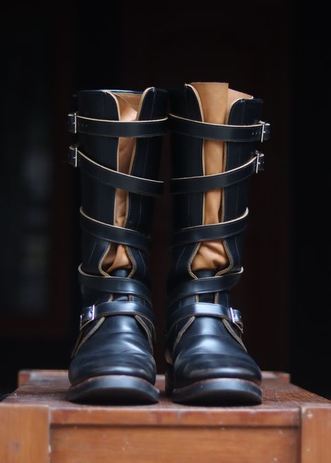 Briselblack The Hanker Tanker Boots in S.B. Foot Black Dawson | Photo ...