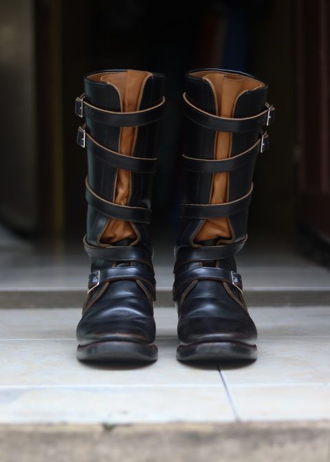 Briselblack The Hanker Tanker Boots in S.B. Foot Black Dawson | Photo ...