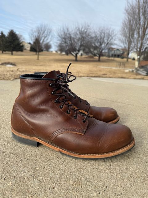 Red Wing Beckman in S.B. Foot Cigar Excalibur | Photo by nasnurse ...