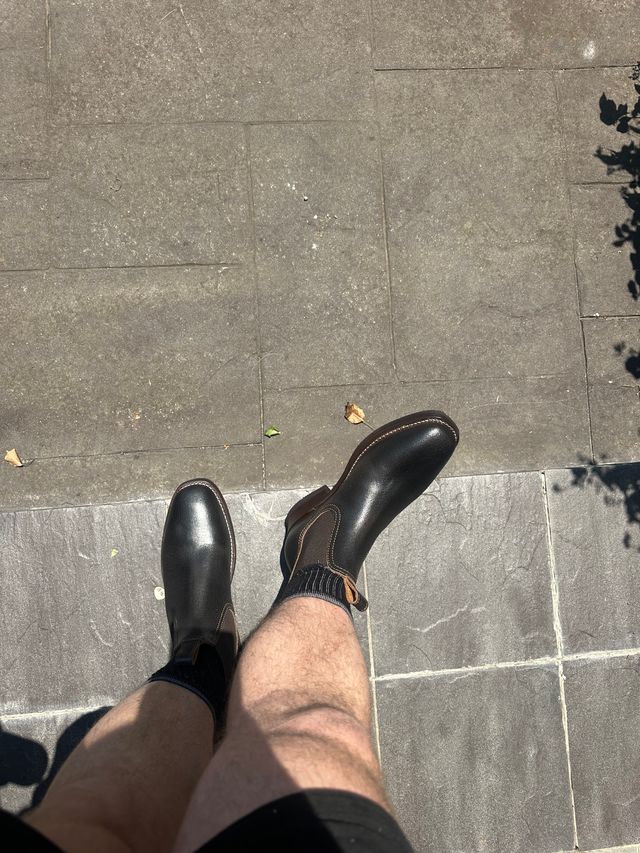 Thursday Journeyman in Horween Waxed Cacao | Photo by aussiebootboy ...