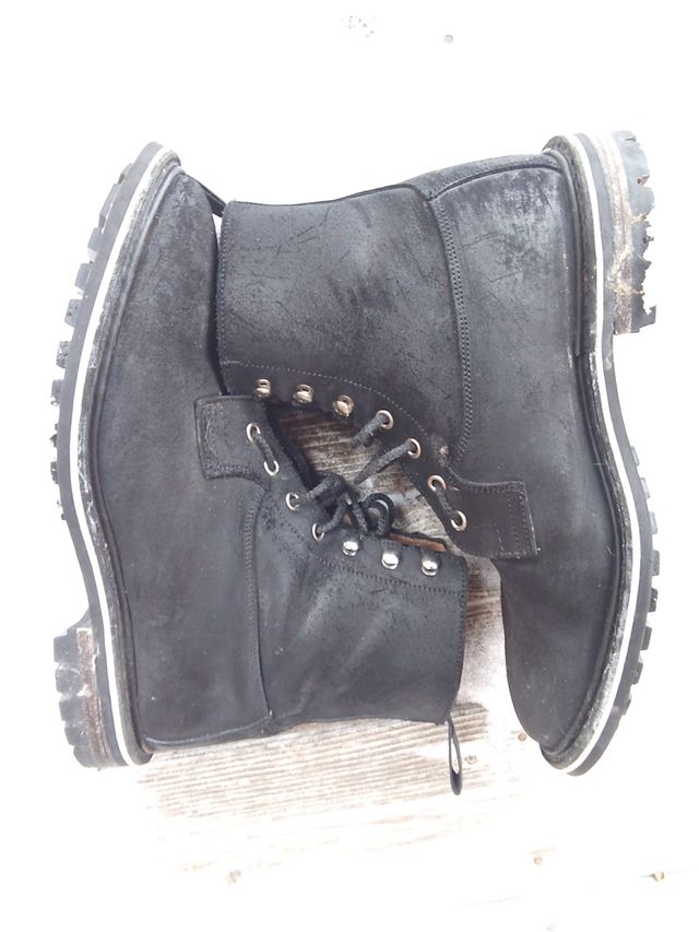 Tricker's Burford Country Boot in C.F. Stead Black Waxy Commander Suede ...
