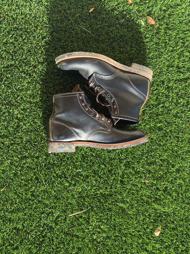 Red Wing Beckman Flatbox in S.B. Foot Black Klondike | Photo by ...