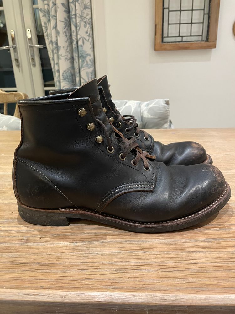 Red Wing Blacksmith in S.B. Foot Black Prairie | Photo by jaygti ...