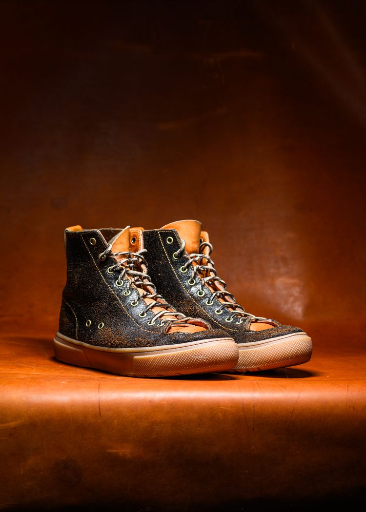 BHHB Railtown in Horween Dark Brown Waxed Flesh & Wickett & Craig ...