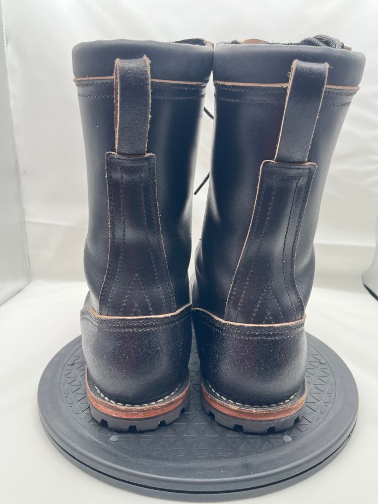 Nicks Strider Zero Drop in Horween Black Waxed Flesh | Photo by Balisong42 | January 5, 2026 ...