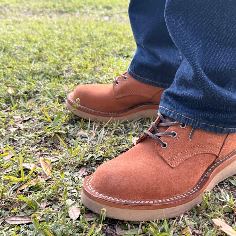 White's C350-CS in Seidel Red Dog Oil Tan Roughout | Photo by King ...