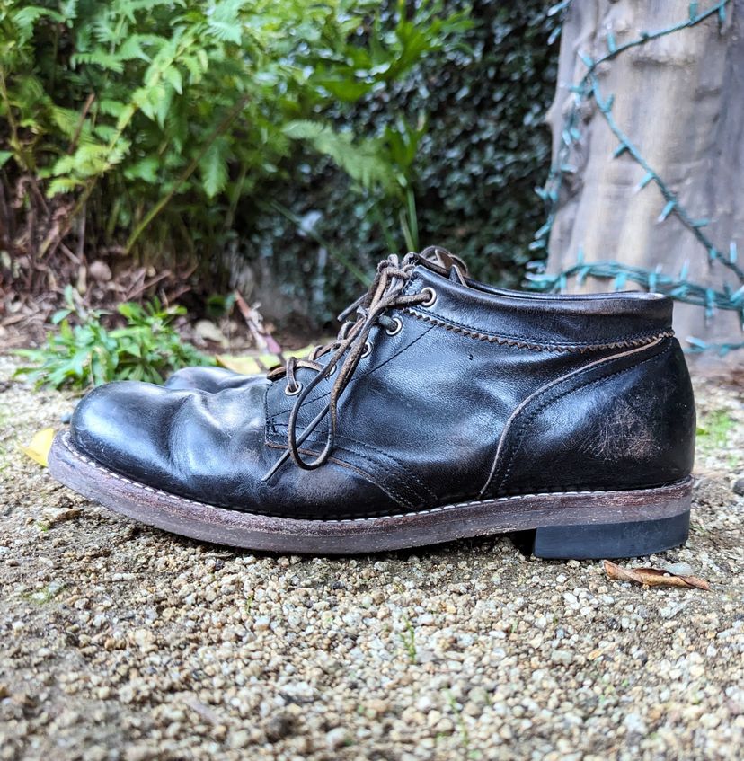 Rolling Dub Trio Coupen in Hand Dyed Black Italian Horsebutt | Photo by ...