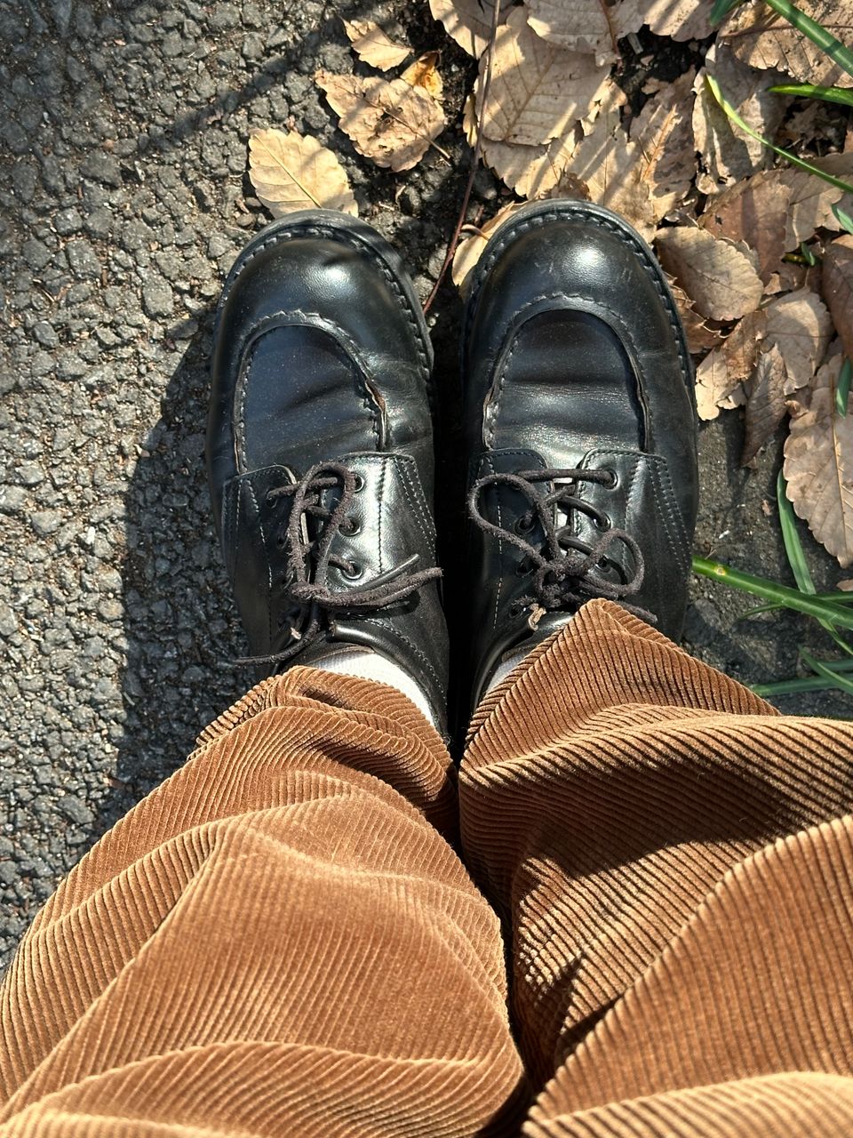 Rolling Dub Trio Coupen Low Moc in Black Horse Front #1020 | Photo by ...