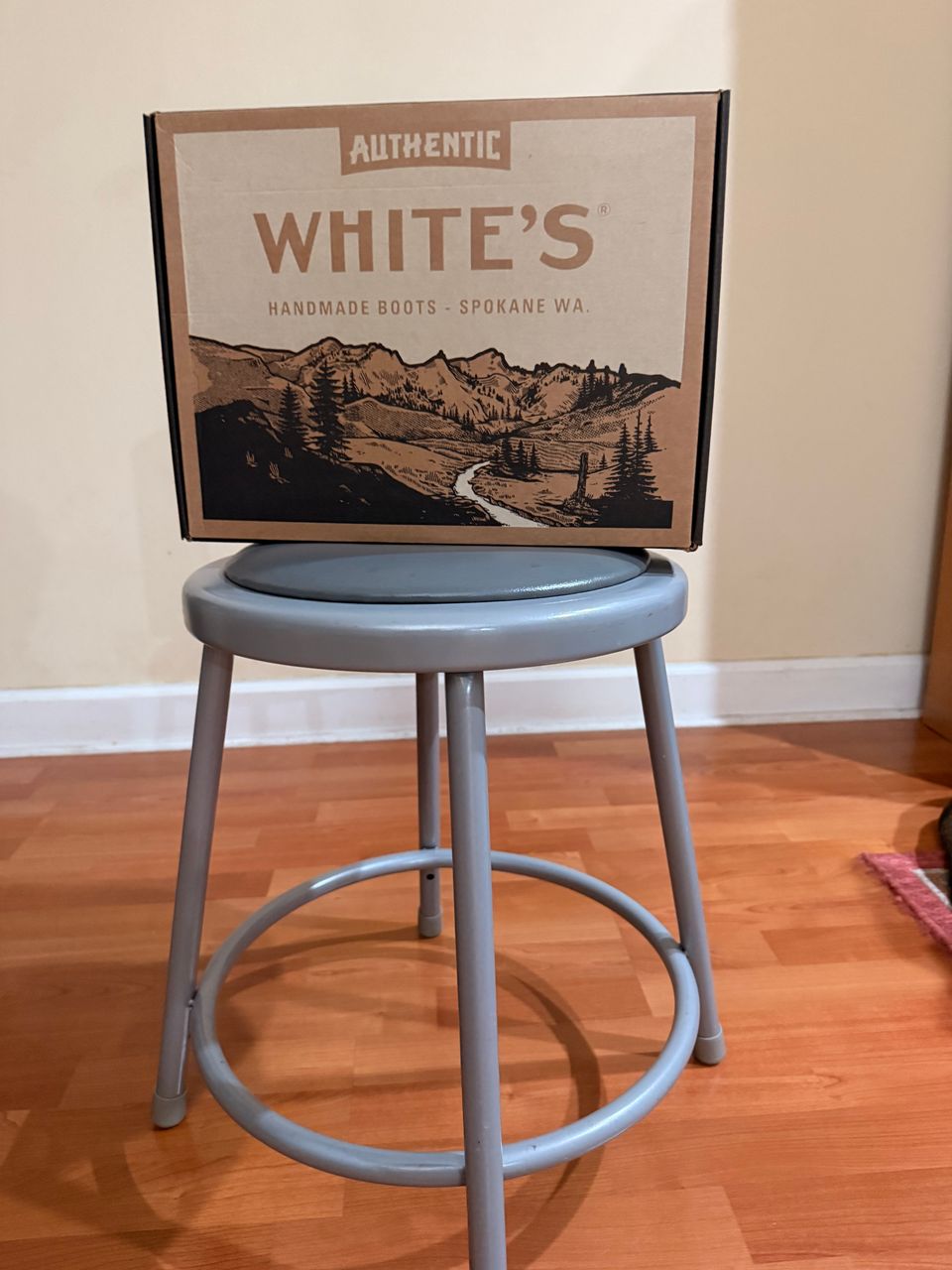 White's C350-CS in Seidel Red Dog Oil Tan Roughout | Photo by King ...