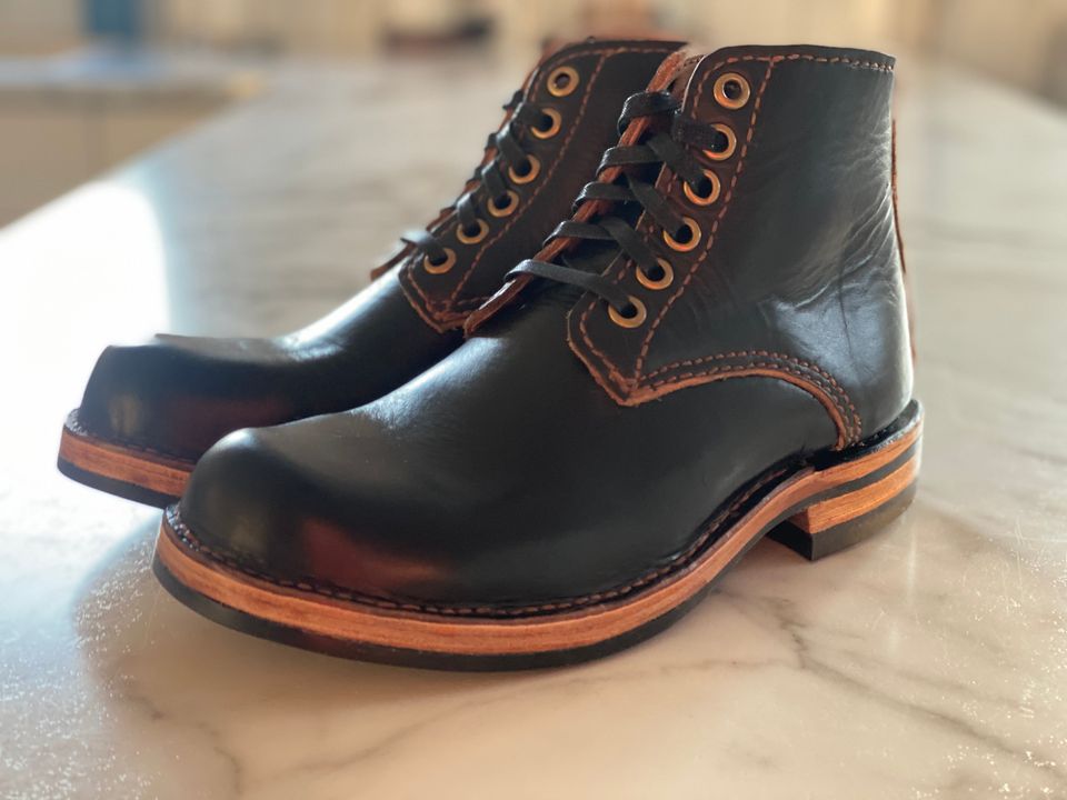 Uncle Dan’s Boots Black Lab in Seidel Black Double Shot | Photo by ...