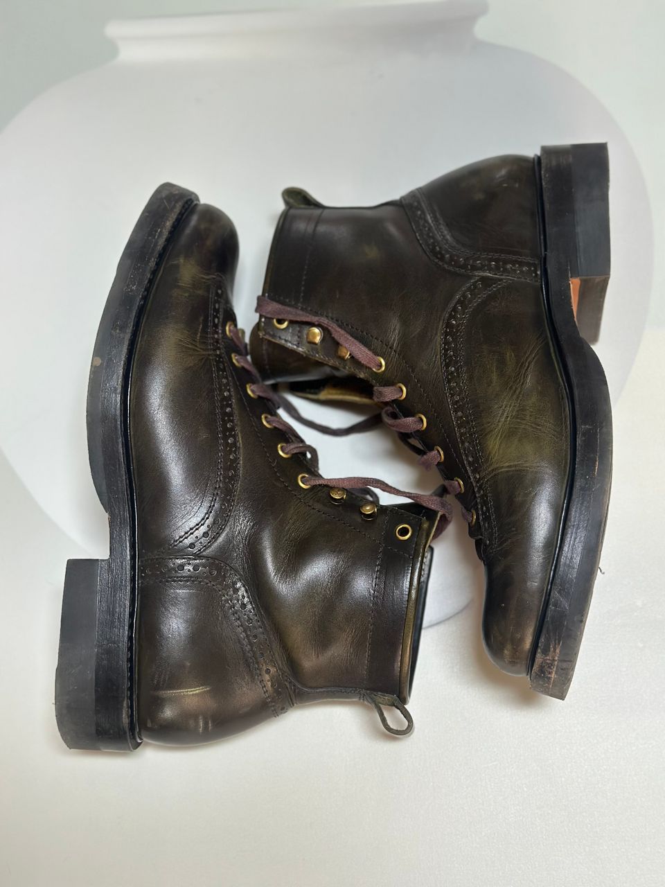 Sagara Valiant in Badalassi Carlo Oliva Minerva Overdyed Black | Photo ...