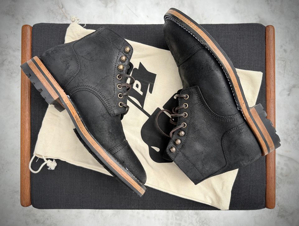 Parkhurst The Richmond in Horween Black Waxed Flesh | Photo by ...