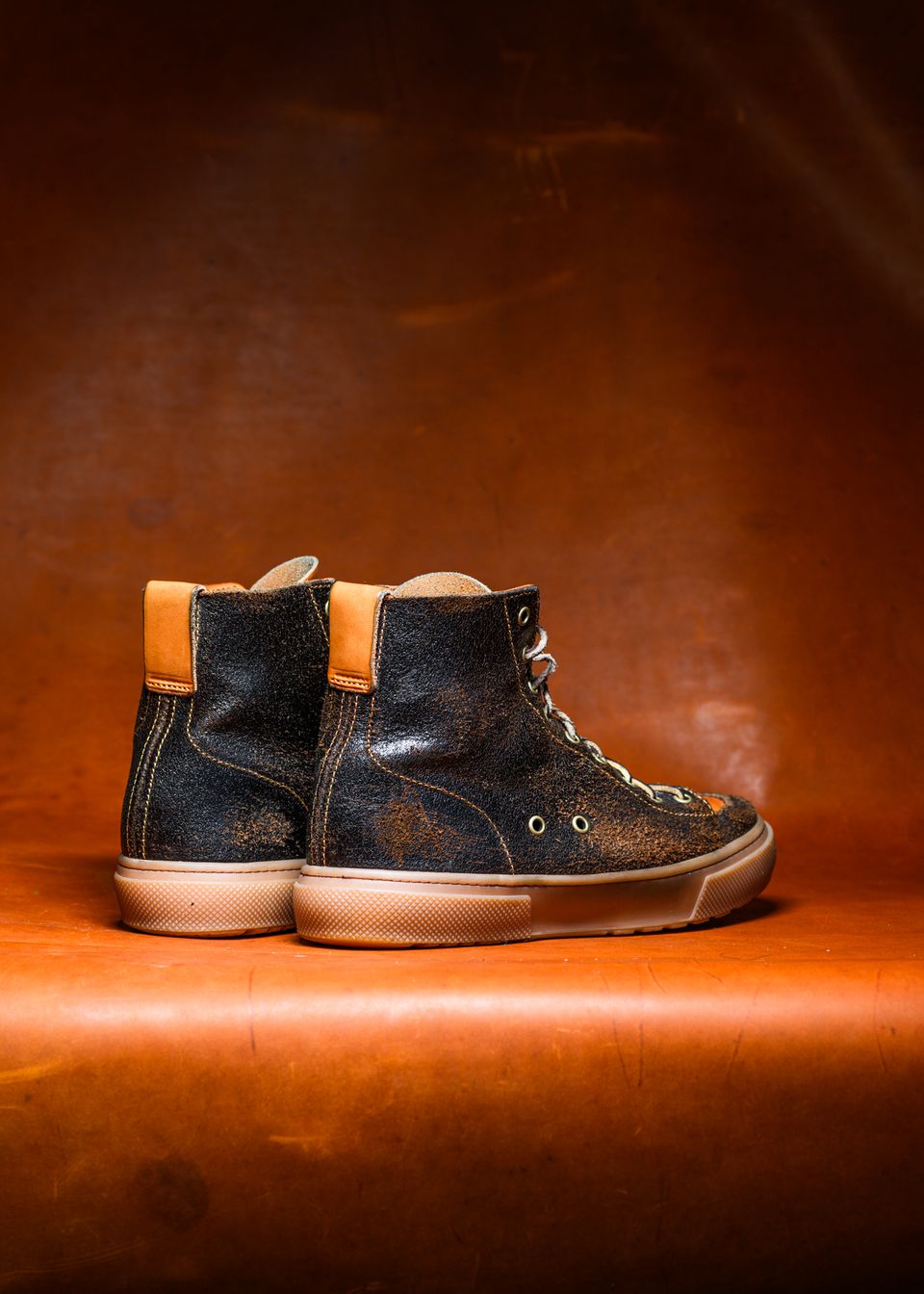 BHHB Railtown in Horween Dark Brown Waxed Flesh & Wickett & Craig ...