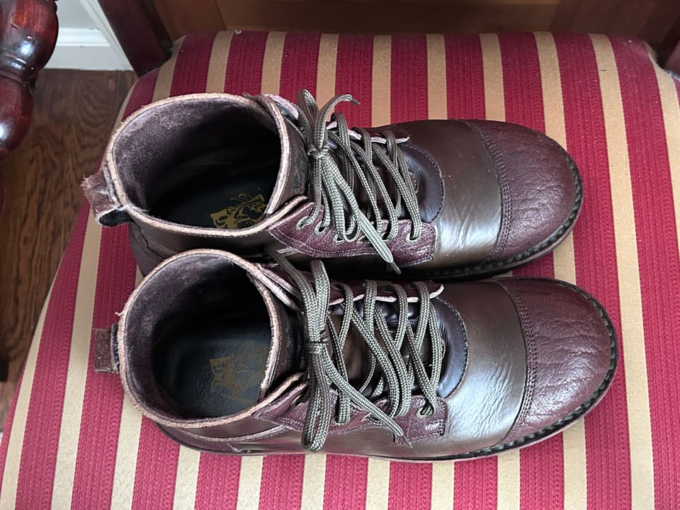 Jim Green Numzaan in Cusom One Off Cape Buffalo/ Olive brown Horween ...